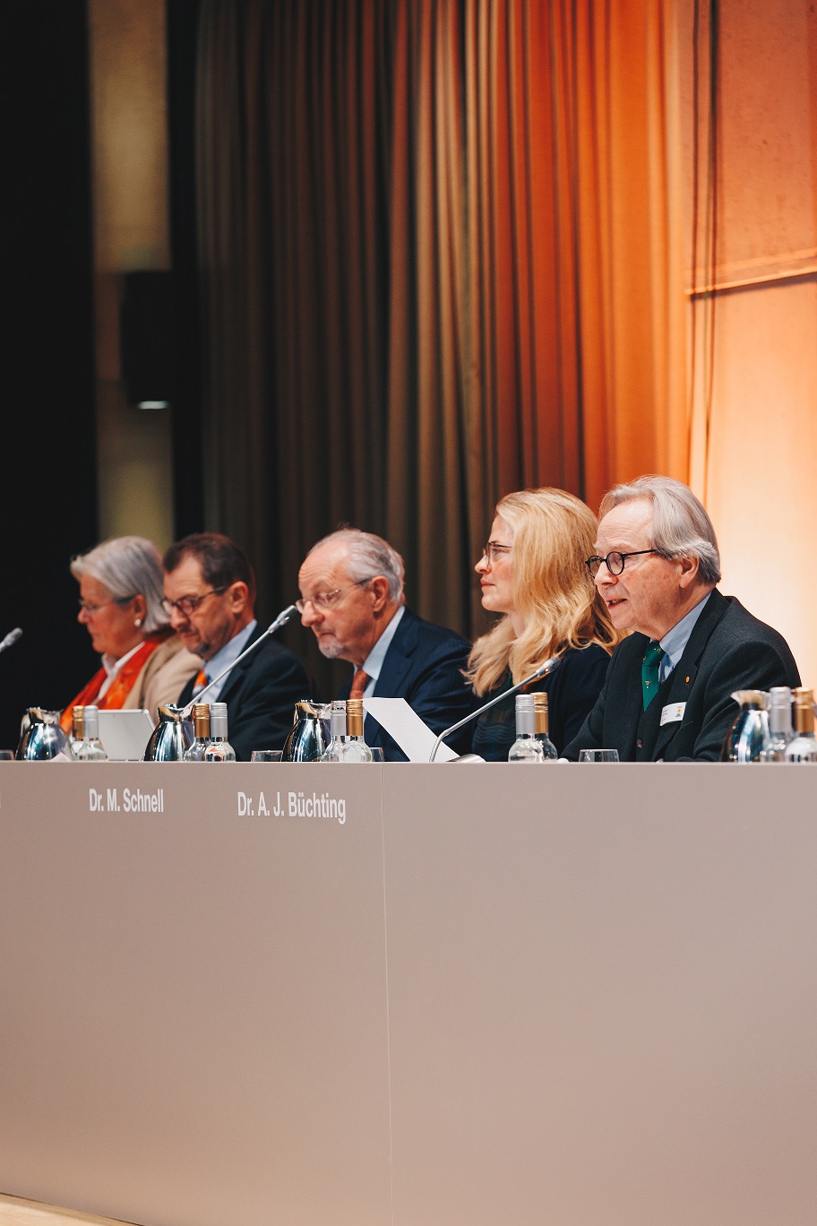 Generational change at KWS Annual Shareholders’ Meeting - KWS SAAT SE ...